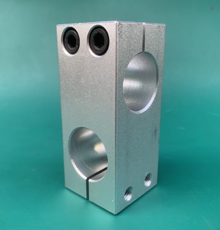 Gối đỡ thanh trượt tròn vuông góc 30-30mm